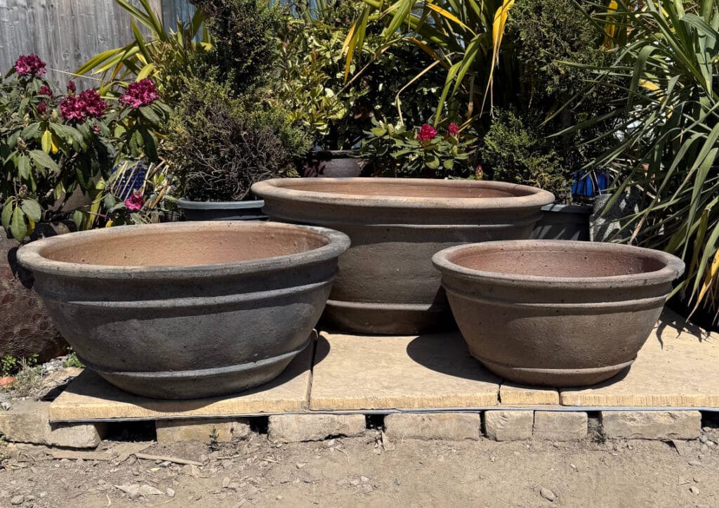 The Old Stone Range | World of Pots