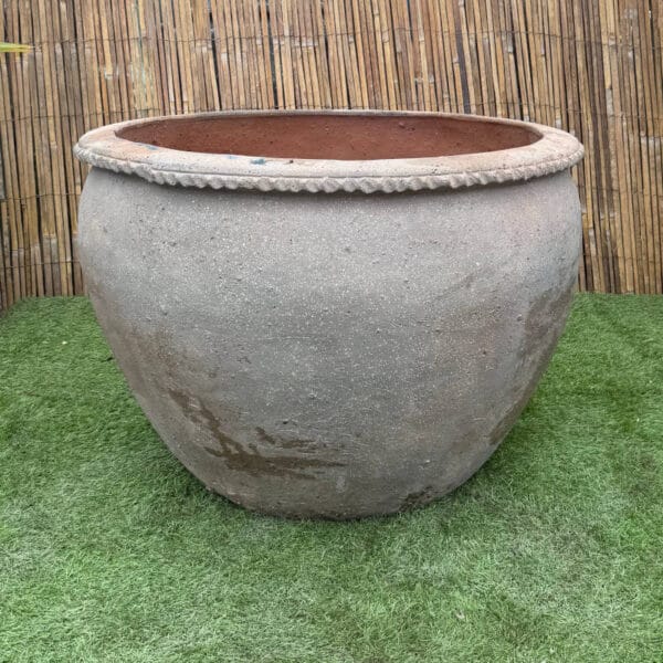 The Old Stone Range | World of Pots