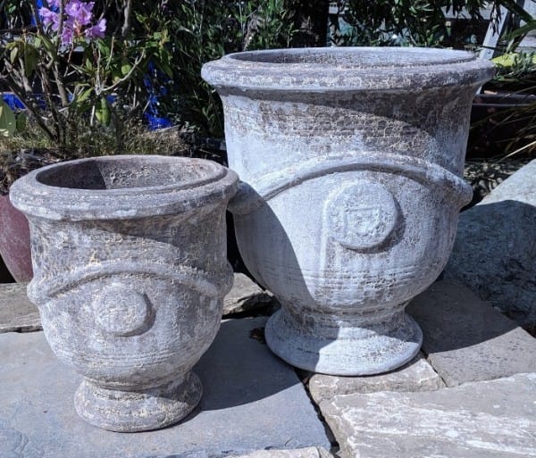 Atlantis Pedestal Pot White | World of Pots