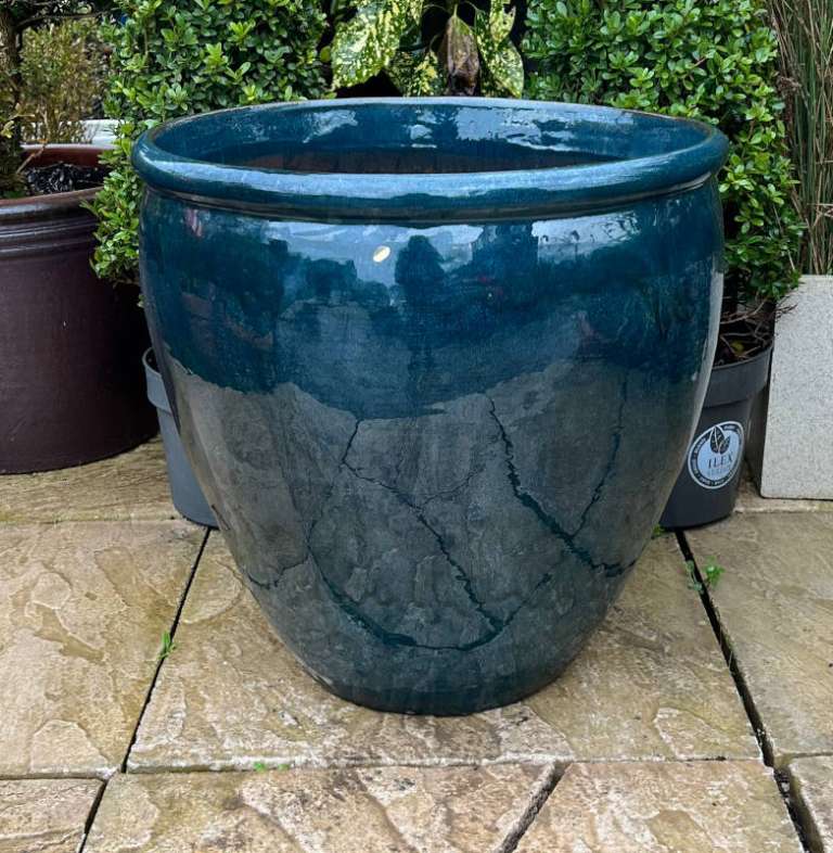 Large Glazed Ceramic Plant Pots for the Garden | World of Pots