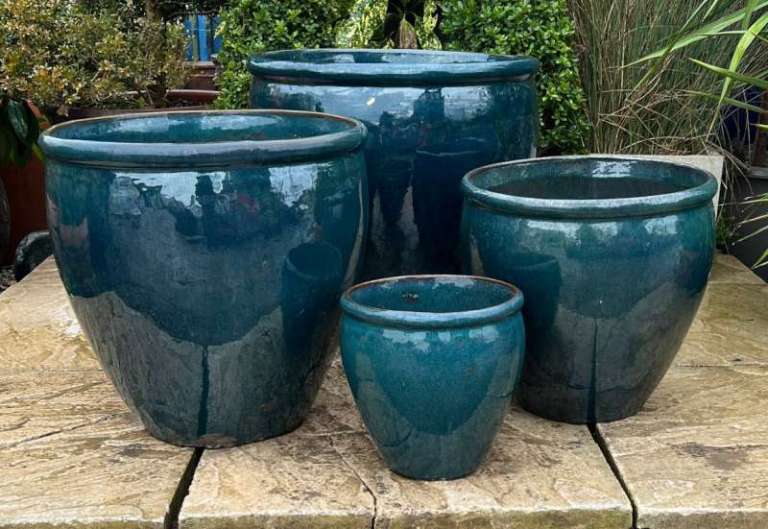 Large Glazed Ceramic Plant Pots for the Garden | World of Pots