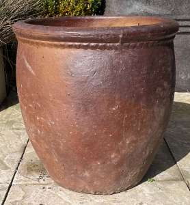 Rustic Tall Scallop Rim | World of Pots