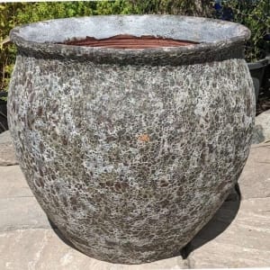 Shop online for specialist large garden pots | World of Pots