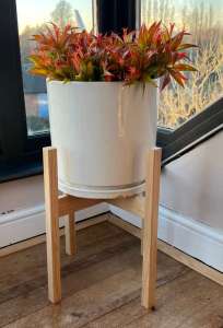 Wooden Pot Stand Medium | World of Pots