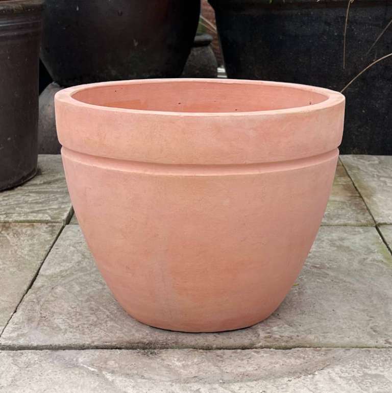 Our Specilaist Garden pots on Sale | World of Pots
