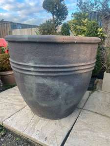 The Old Stone Range | World of Pots