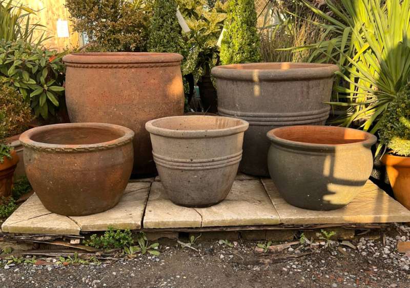 The Old Stone Range | World of Pots