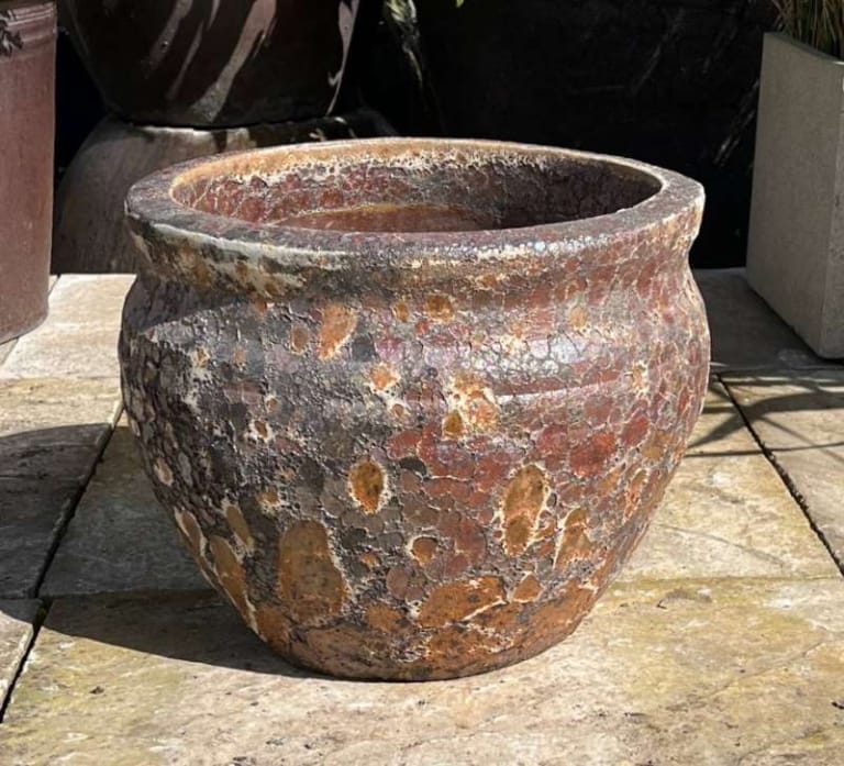 Atlantis Rust Beehive Pot | World of Pots