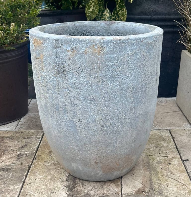 Atlantis White Tapered Cylinder Pot | World of Pots