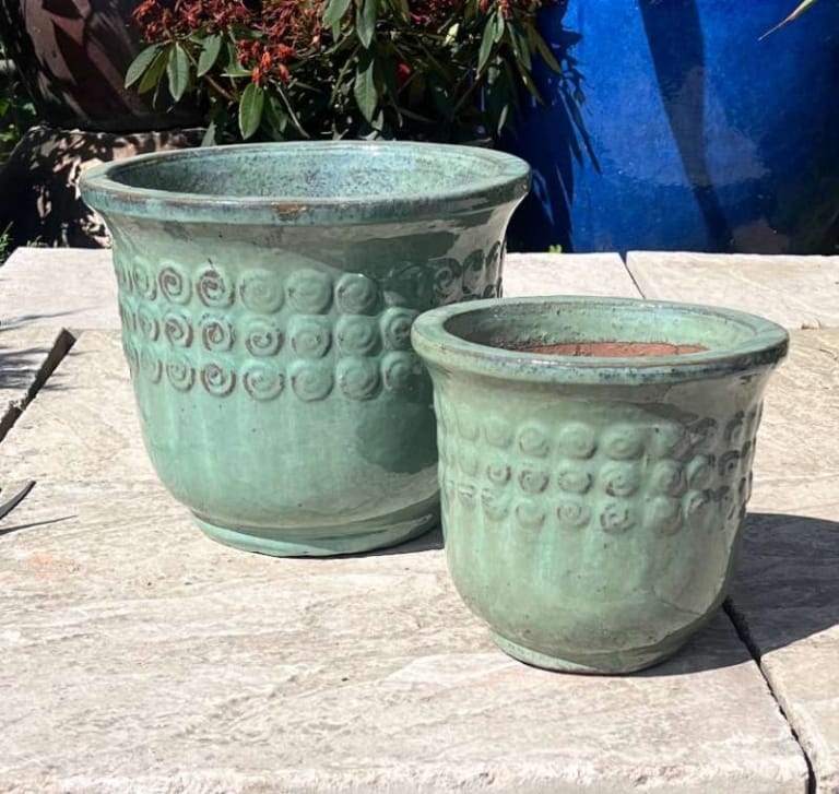 Glazed Green Bell Pot With Swirl | World of Pots