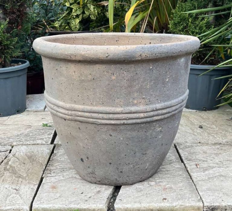 The Old Stone Range | World of Pots